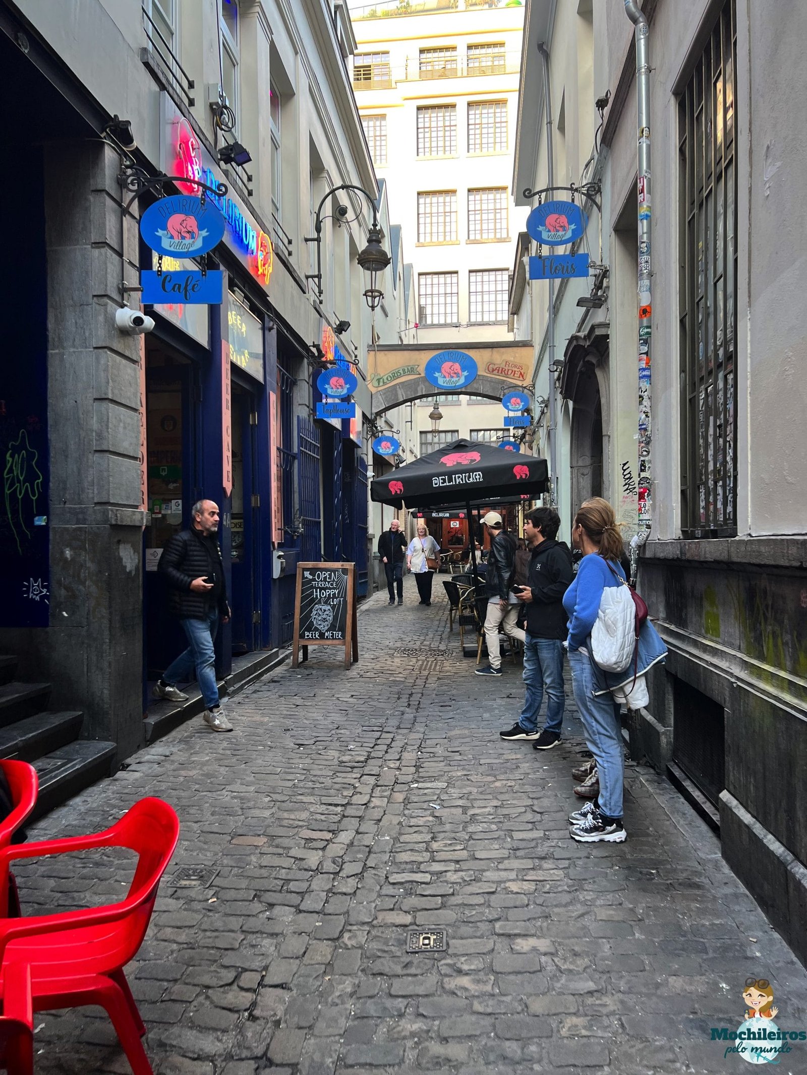 Delirium Café Bar em Bruxelas - Mochileiros pelo Mundo